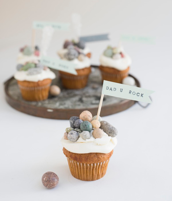 “You Rock” Cupcakes