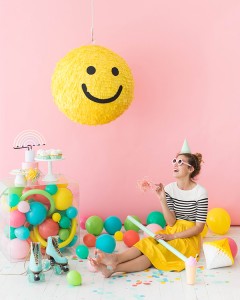 Smiley Face Pinata