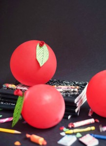 Back-to-School Apple Balloon DIY