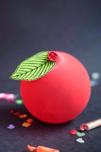 Back-to-School Apple Balloon DIY