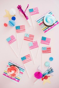 American Flag Cupcake Toppers DIY
